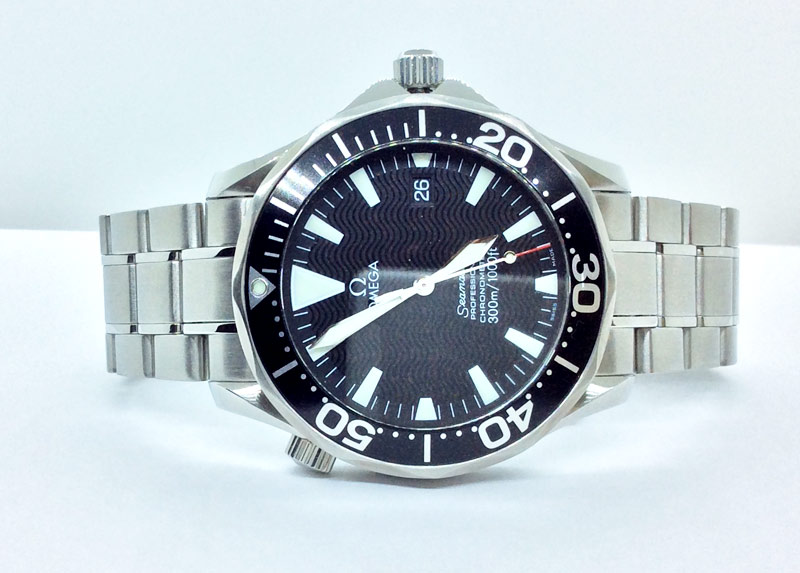 Omega James Bond Seamaster Black Wave Dial Helium Valve Automatic